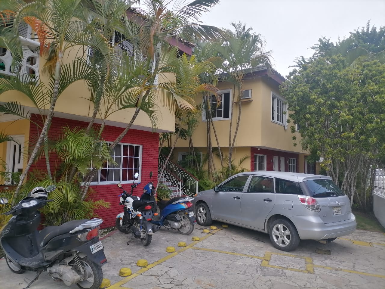 Bello complejo de Apartamentos en Boca Chica - eXp Realty República Dominicana